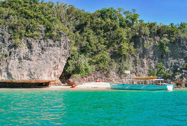 HUNDRED ISLANDS: Travel Guide (Itinerary + Budget) 2018 - The Pinay ...